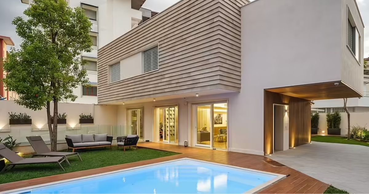 The Beauty Of This Modern Mansion Will Wake Up The Art Lover Inside You