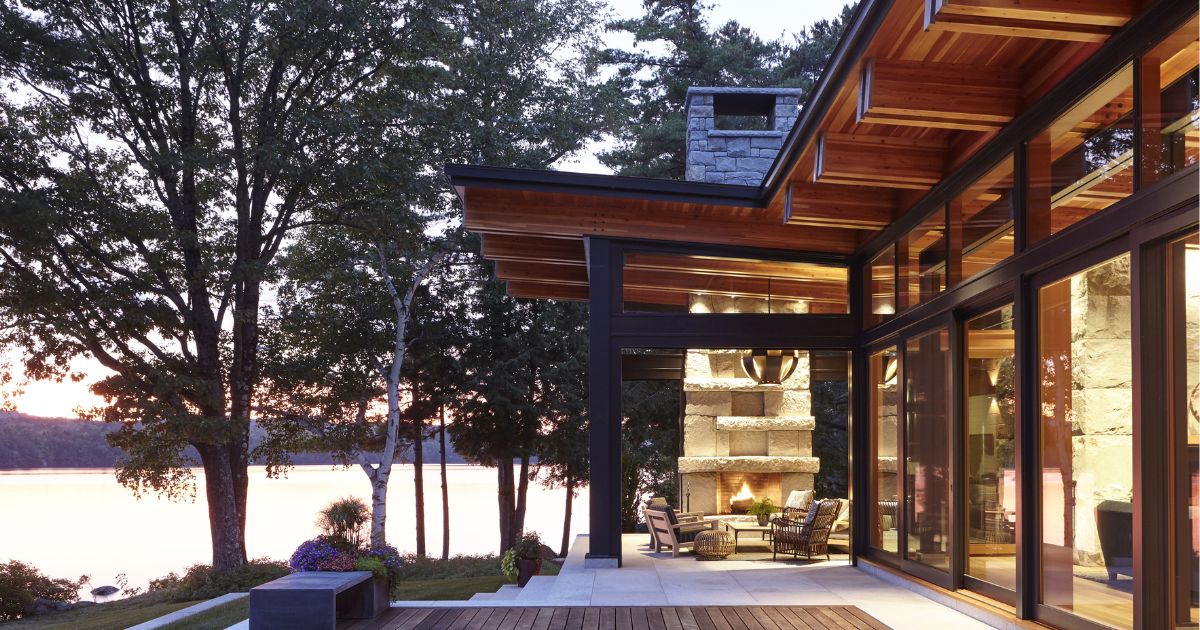 You Have To See This Lake Point House That Looks So Good It Might Just ...