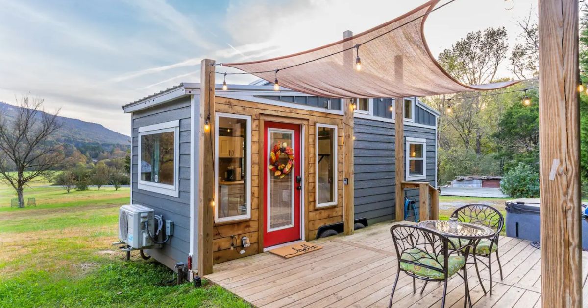 The Functionality Of This Tiny Home Will Leave You Too Impressed To Speak