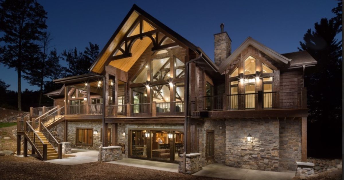 Come Stay In This Impressive Lakeside Mansion And I Guarantee It's ...
