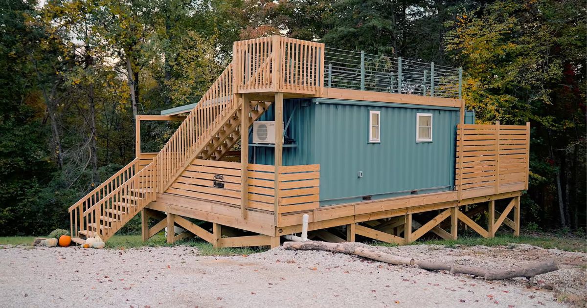 Unwind In A Cozy Container Home Nestled In The Heart Of The Woods