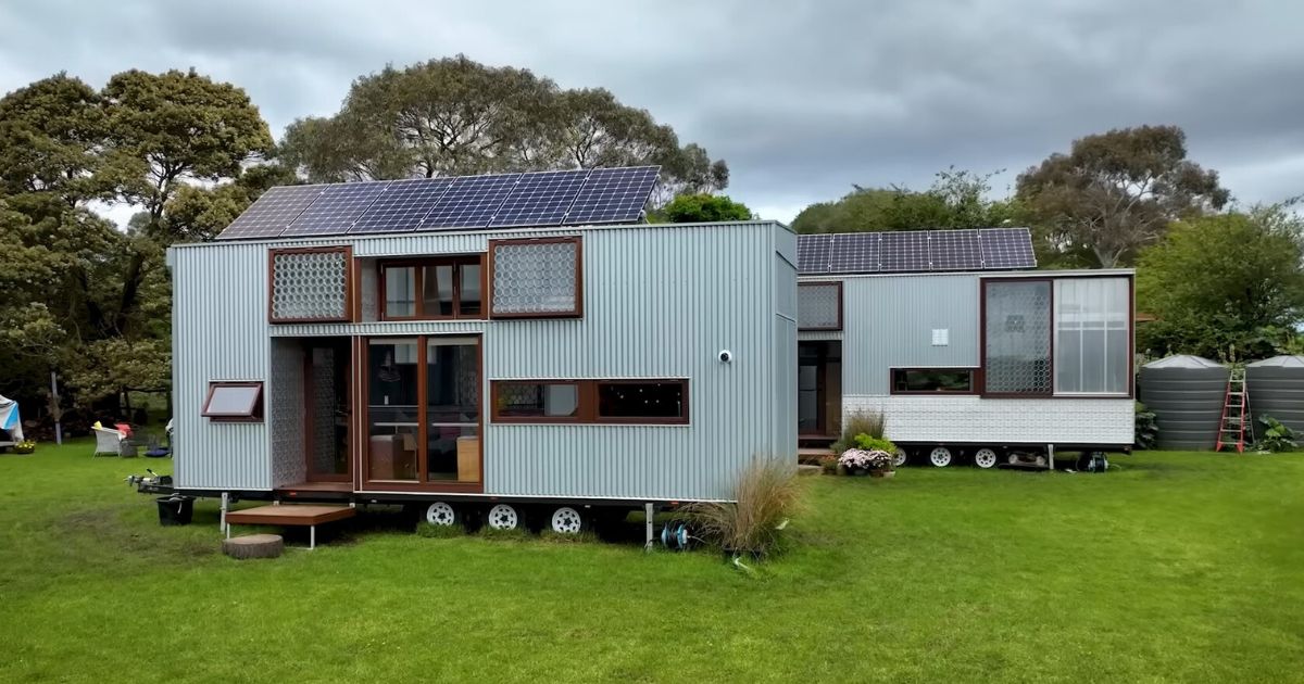 Step Inside These Two Tiny, Vibrant Homes With Quirky Details You Won't ...