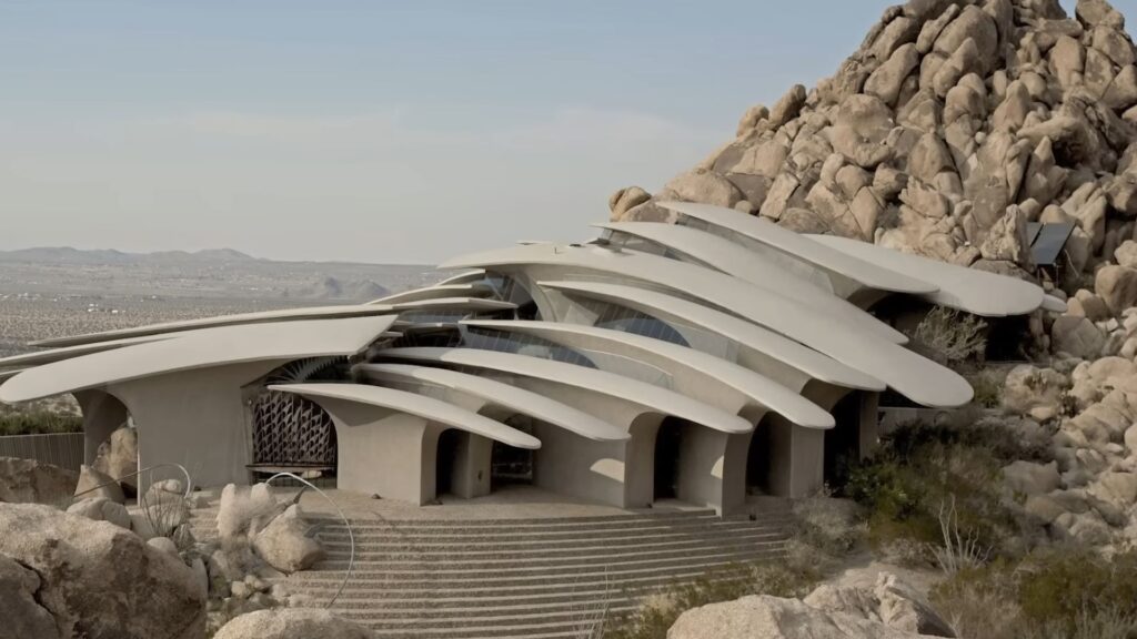 16 Futuristic Homes That Will Change The Way You Think Of The Future