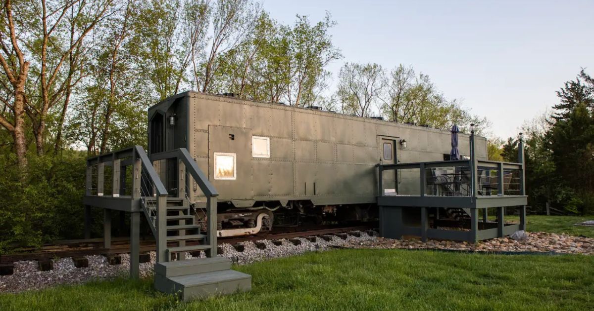 Someone Turned A WWII Train Into A Home And Now It’s Full Steam Ahead ...