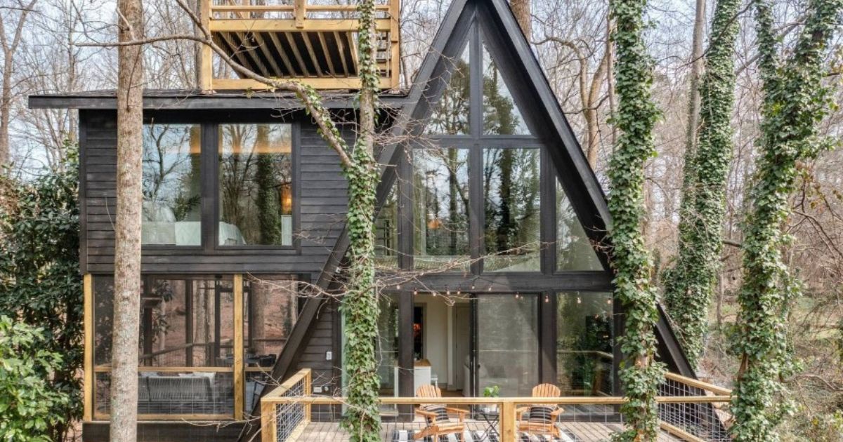 Discover A Breathtaking Treehouse Where Nature Lives Inside And Out