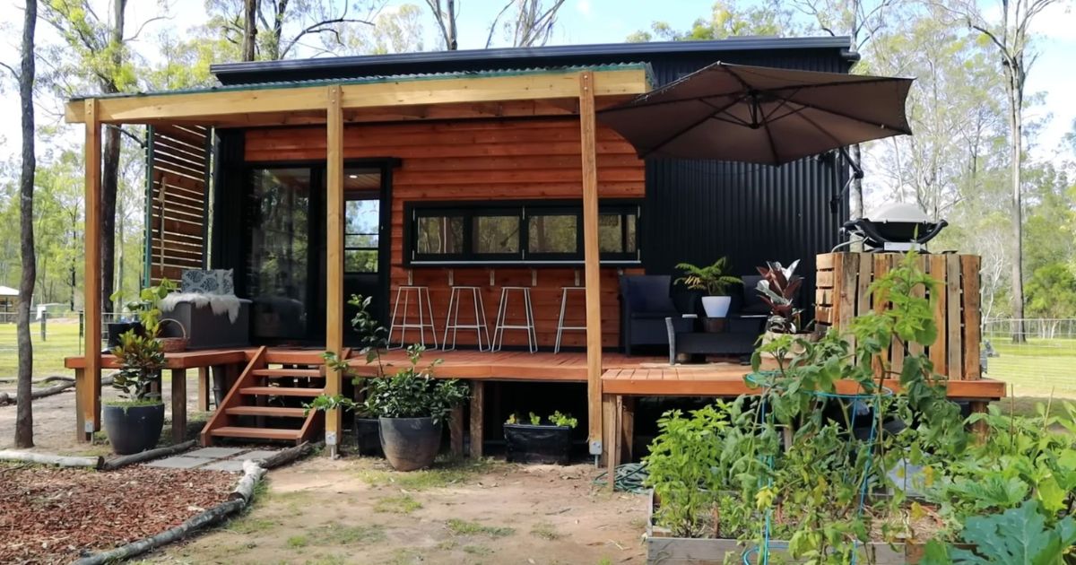 I Swear You’ll Become Obsessed With Living In A Tiny House When You See This Baby