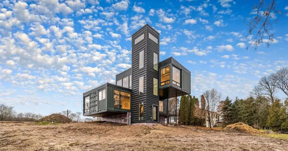 Experience Living Large In This Epic Modern Container Home That Will ...