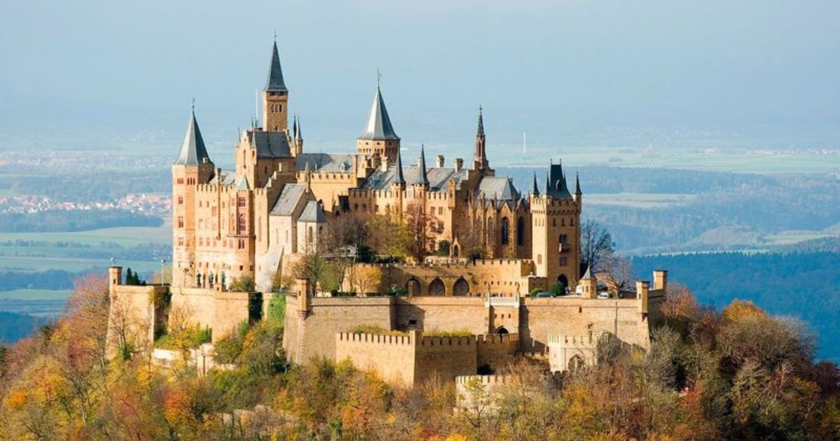 12 Castles You Can Live In And Have Your Dreams Of Living In A Fantasy ...
