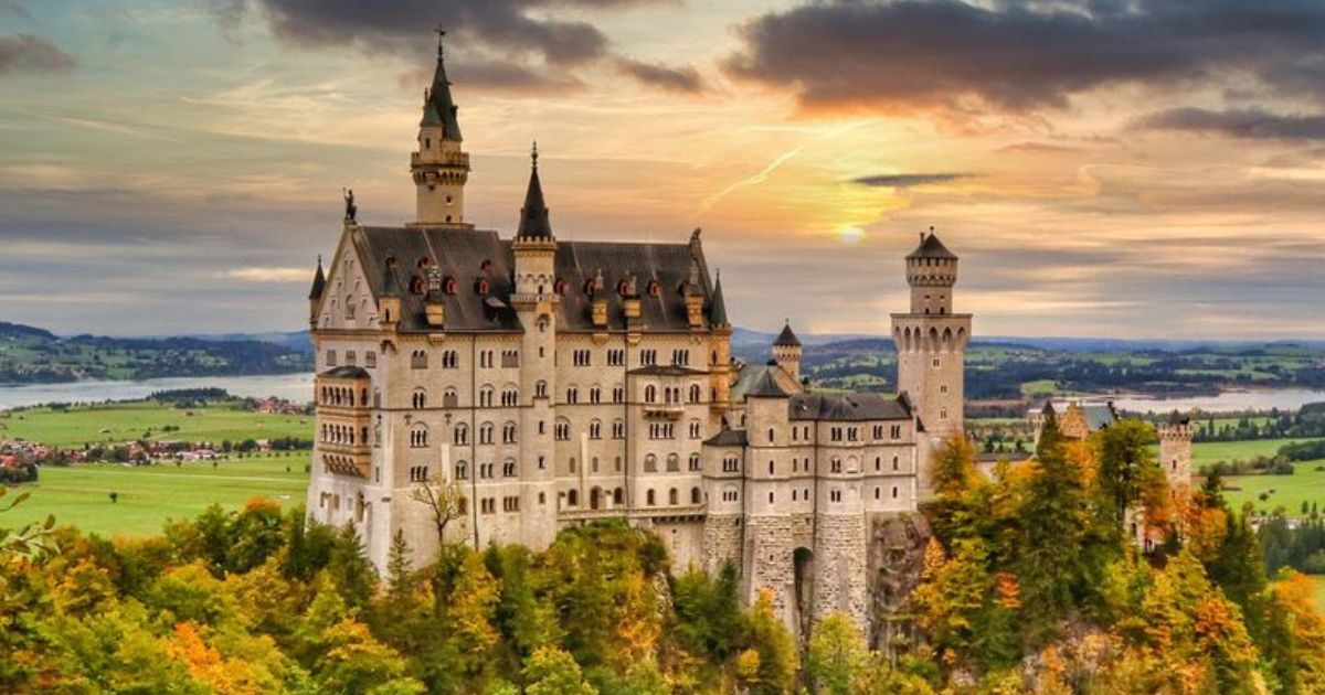 12 Of The Most Beautiful Stately Homes Around The Globe That You'll ...