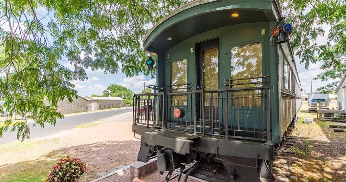 Experience Life And The Charm Of The Historic Pullman Train Car