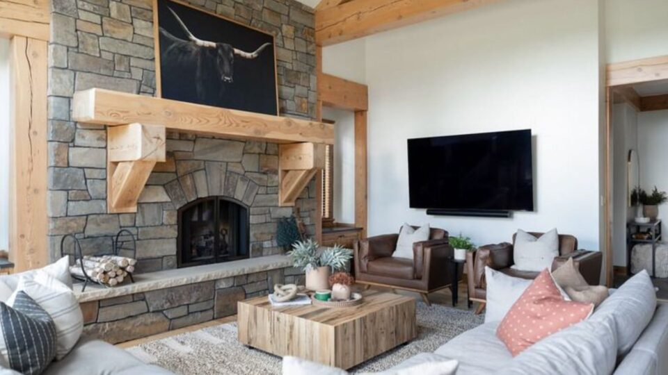 21 Best Cabin Decorating Ideas Thatll Turn Your Home Into A Cozy