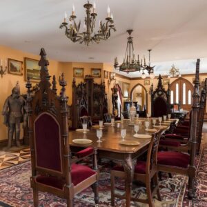 25 Things That Prove That 2025 Is Going To Be The Year Of Castlecore In ...