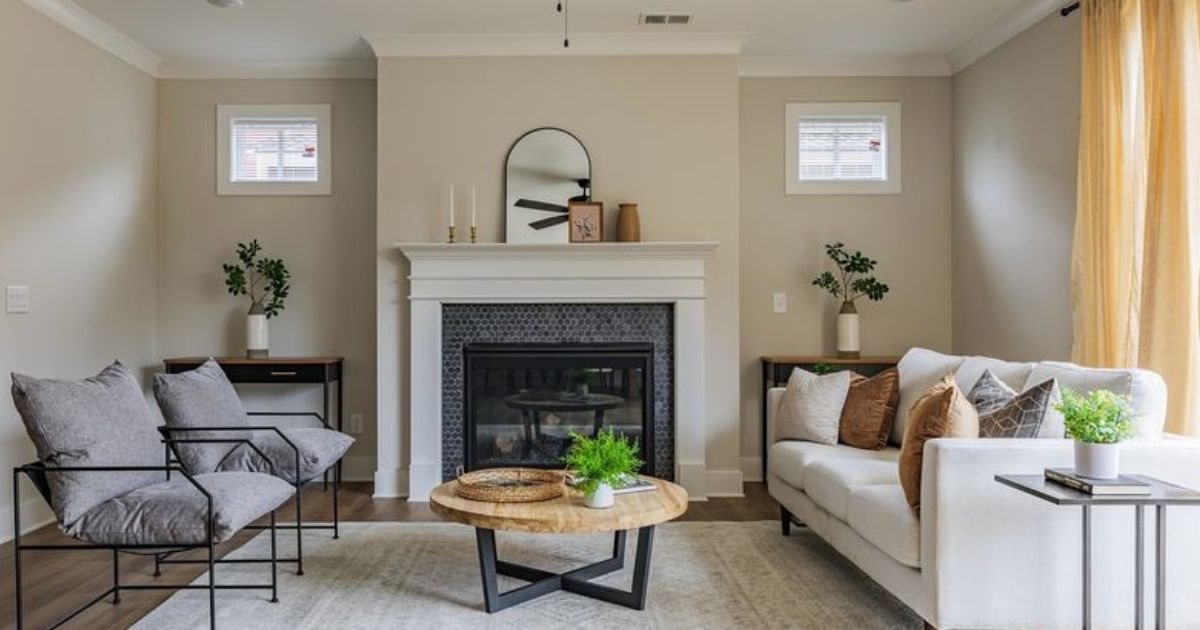 25 Things All The Best Living Room Layouts Have In Common, Designers Say
