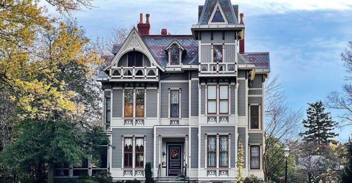 Oldest Mansions In America