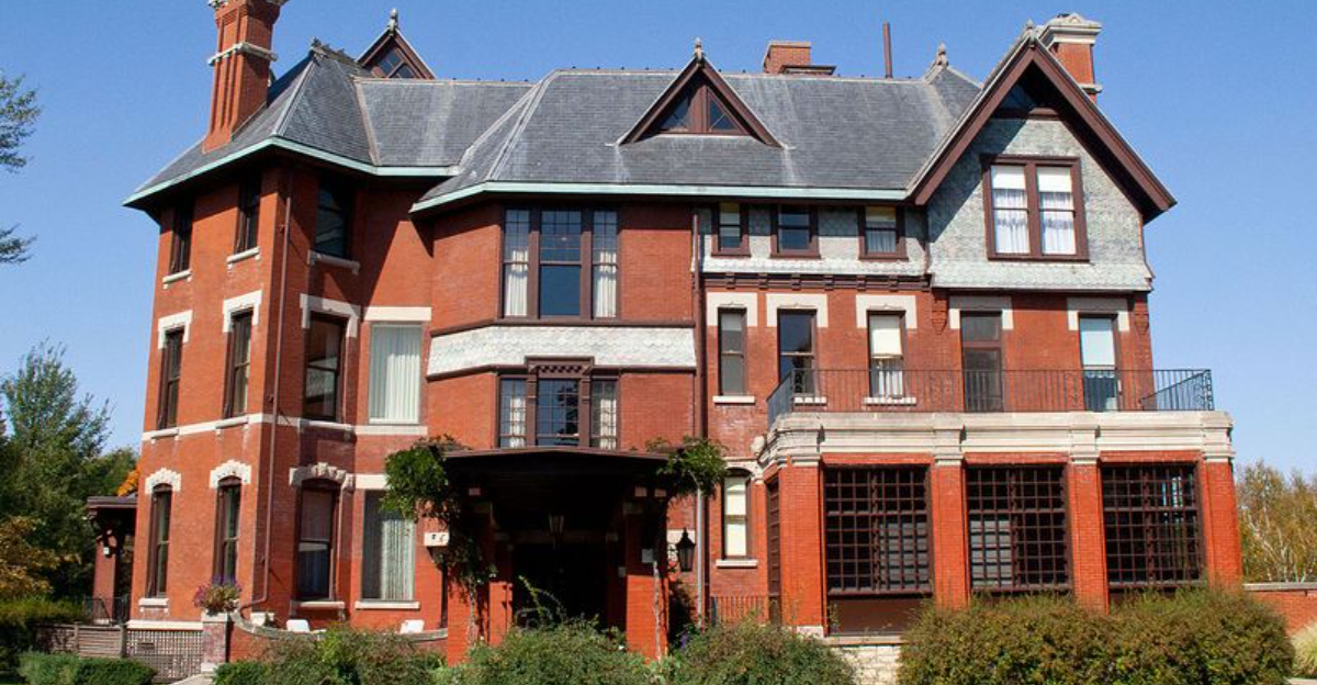 50 Most Famous Houses in Every State