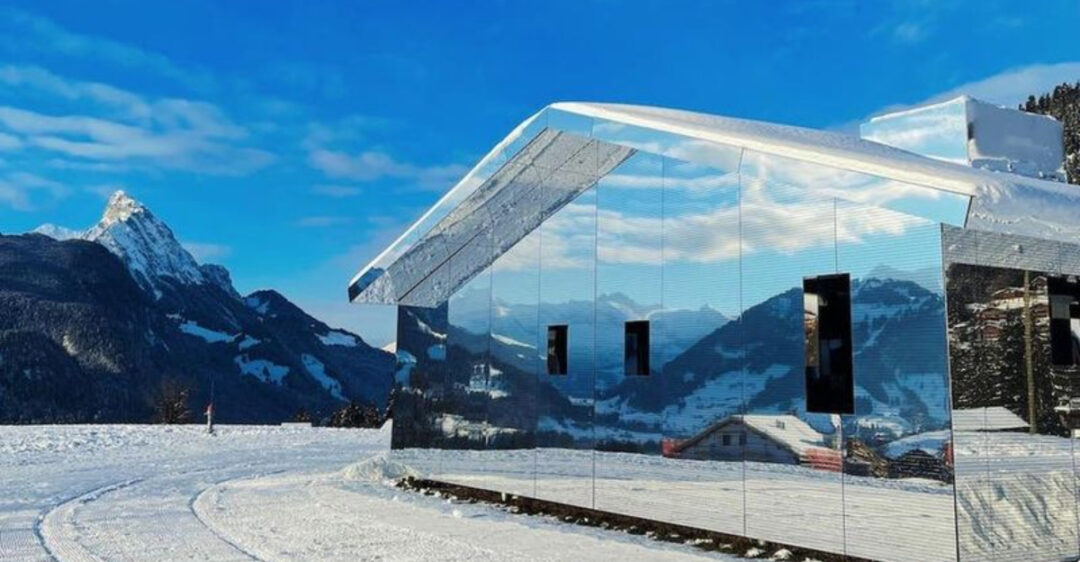 20 Real-Life Glass Houses That Redefine Modern Living