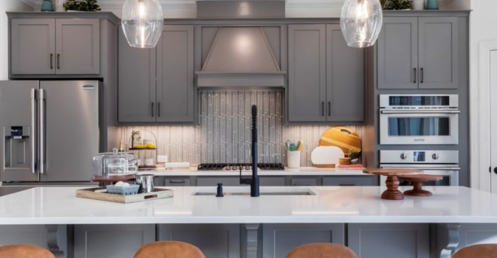 30 Gray Kitchens That Prove This Neutral Is Always A Good Choice