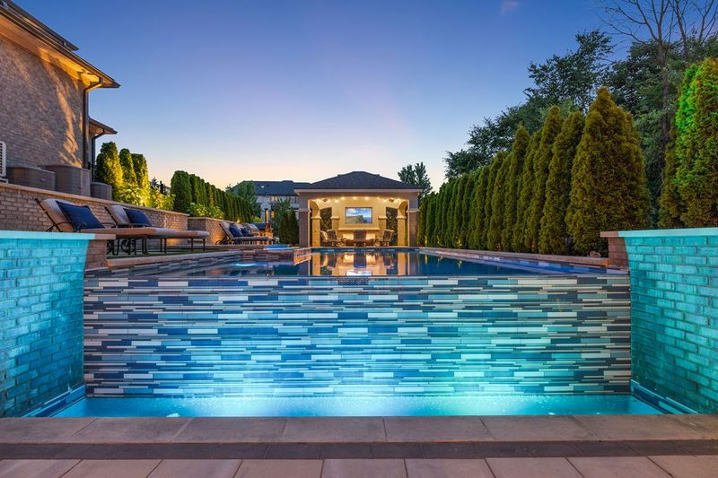 18 Reasons To Consider Adding A Reverse Infinity Pool To Your Backyard