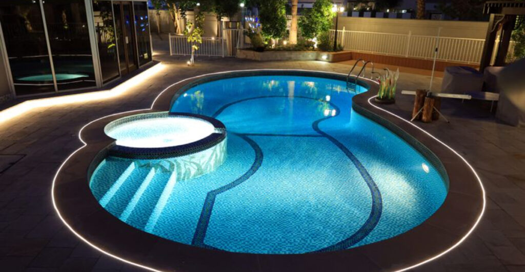 16 Round Pools That Transform Your Backyard Into A Unique Oasis