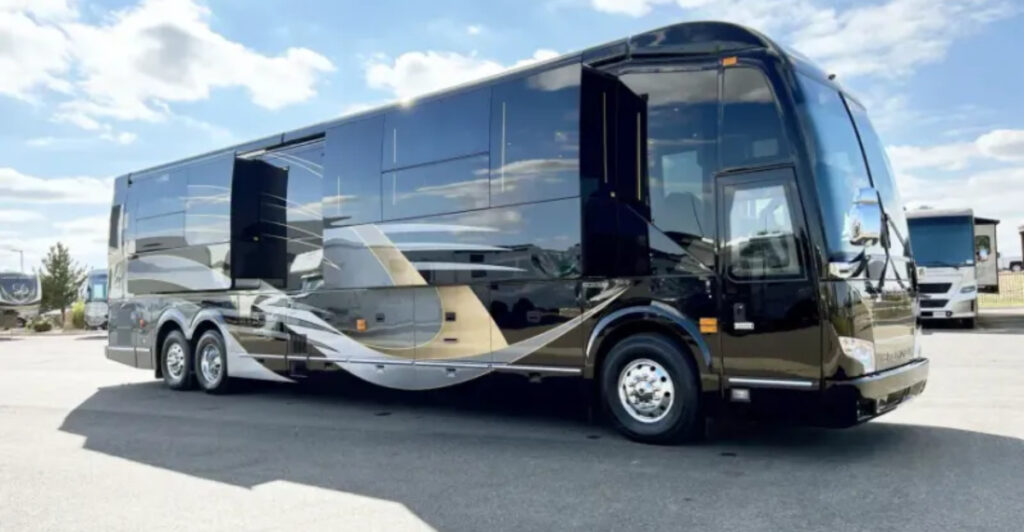 15 Motorhomes That Feel Like a 5-Star Hotel For Your Full-Time RV Life